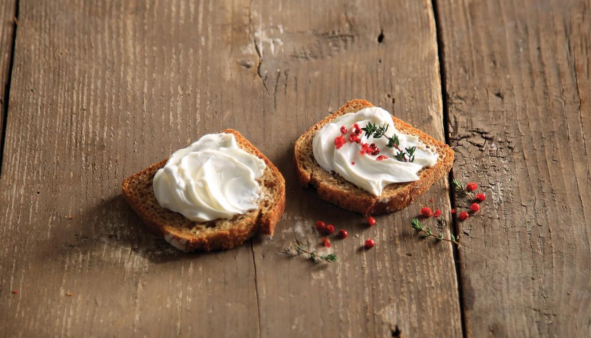 Roussas Dairy SA » Product Categories » Spreadable Cheeses